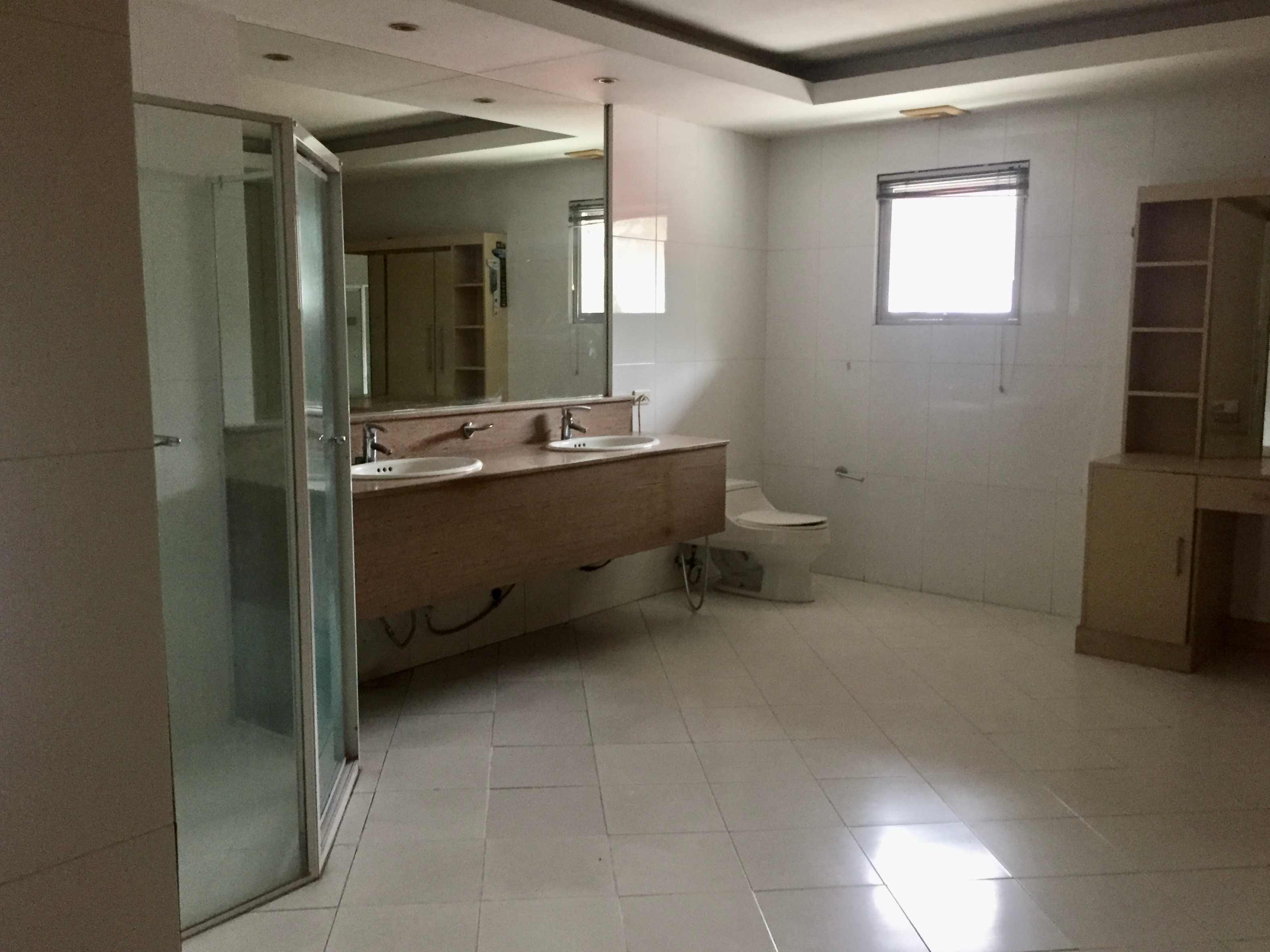 4BR HOUSE FOR RENT – VALLE VERDE 4 | Home Discovery